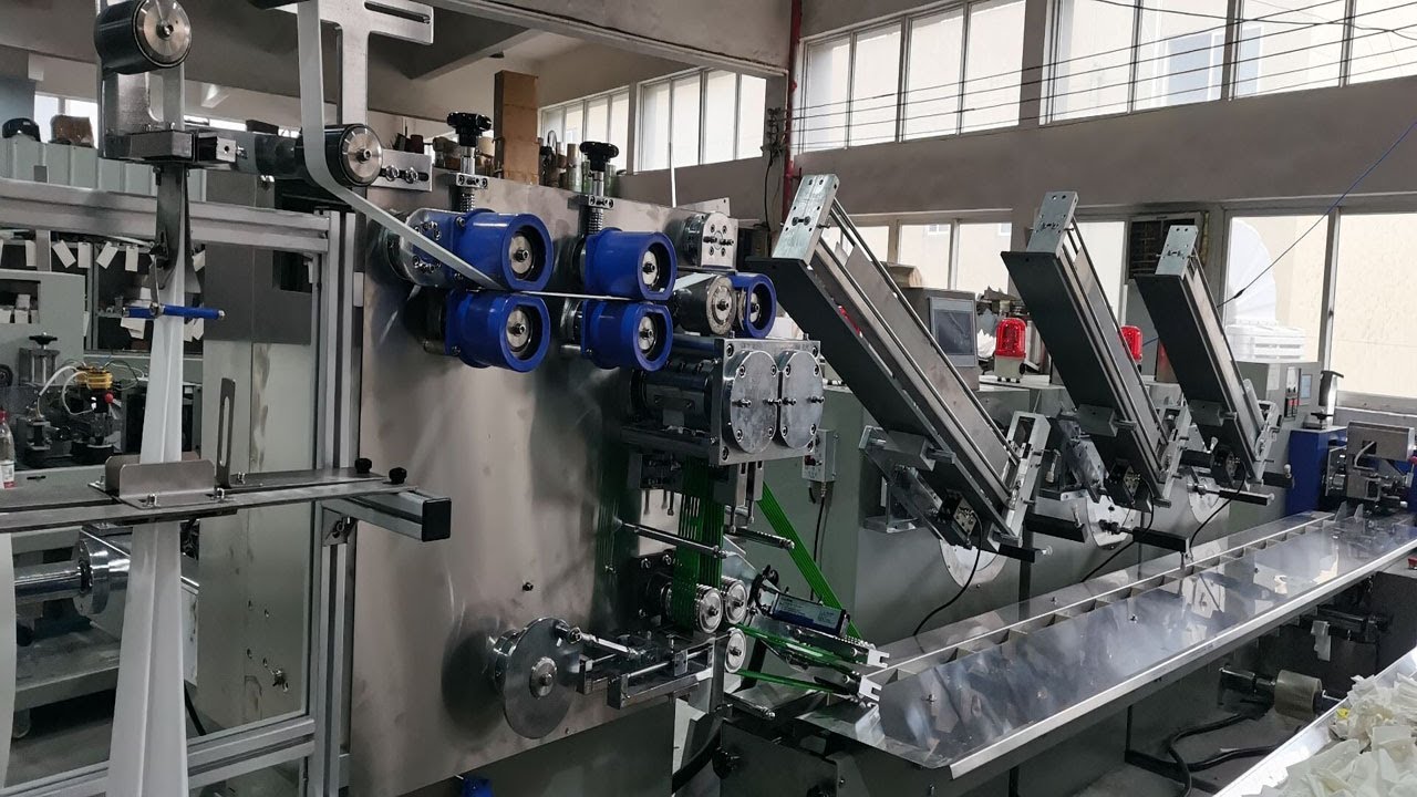 High speed Cutlery set packaging machine - YouTube