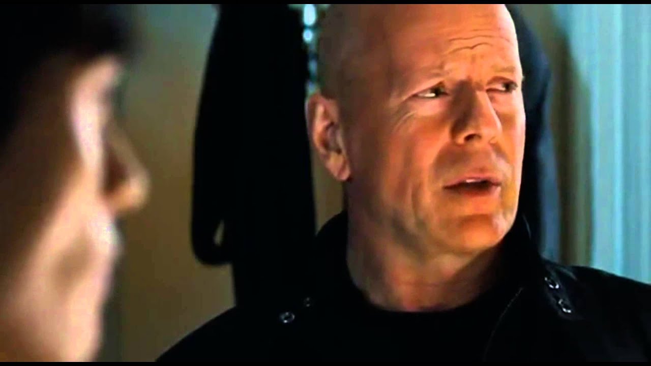 Women and covert ops RED - YouTube