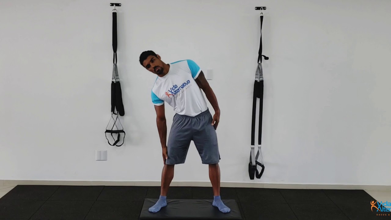 Mobilização do tronco para flexão lateral em ortostase I - YouTube