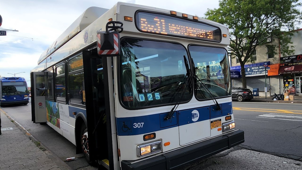 MTA NYCT | Onboard 2011 New Flyer C40LF #307 on the Bx31! - YouTube