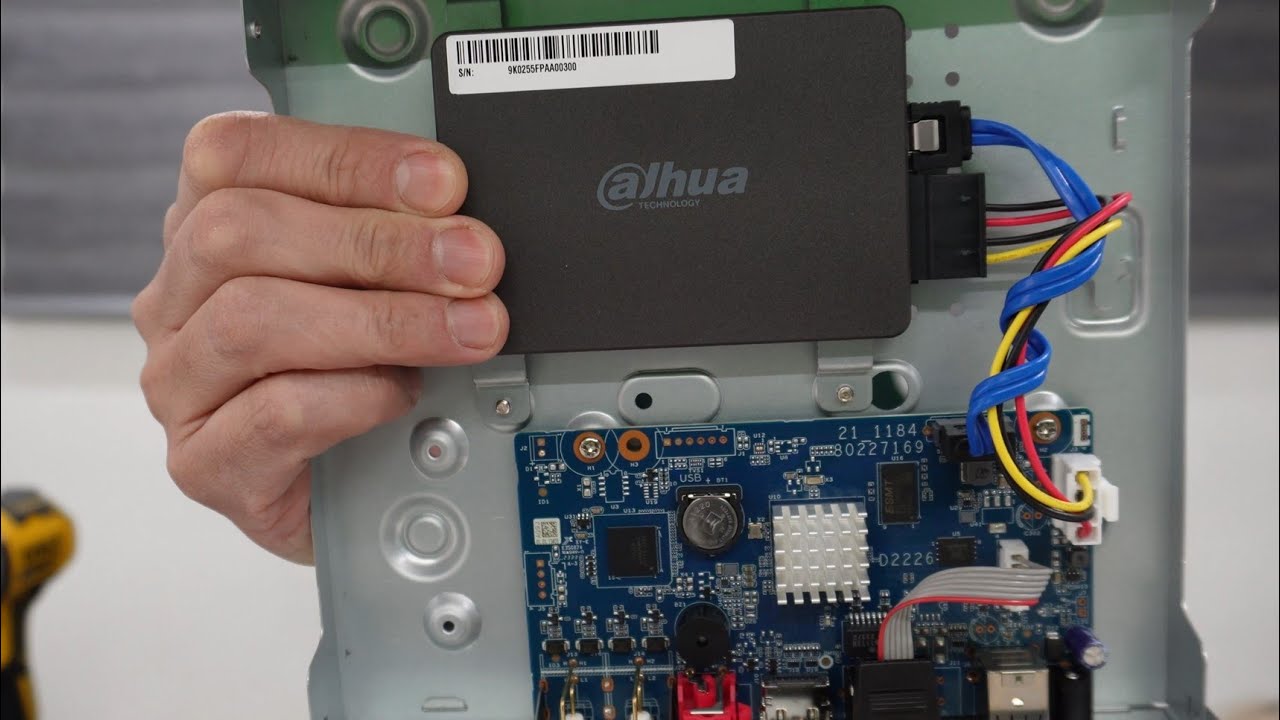 Instalar un SSD en DVR o NVR ¿Es bueno o malo? vs HDD - YouTube