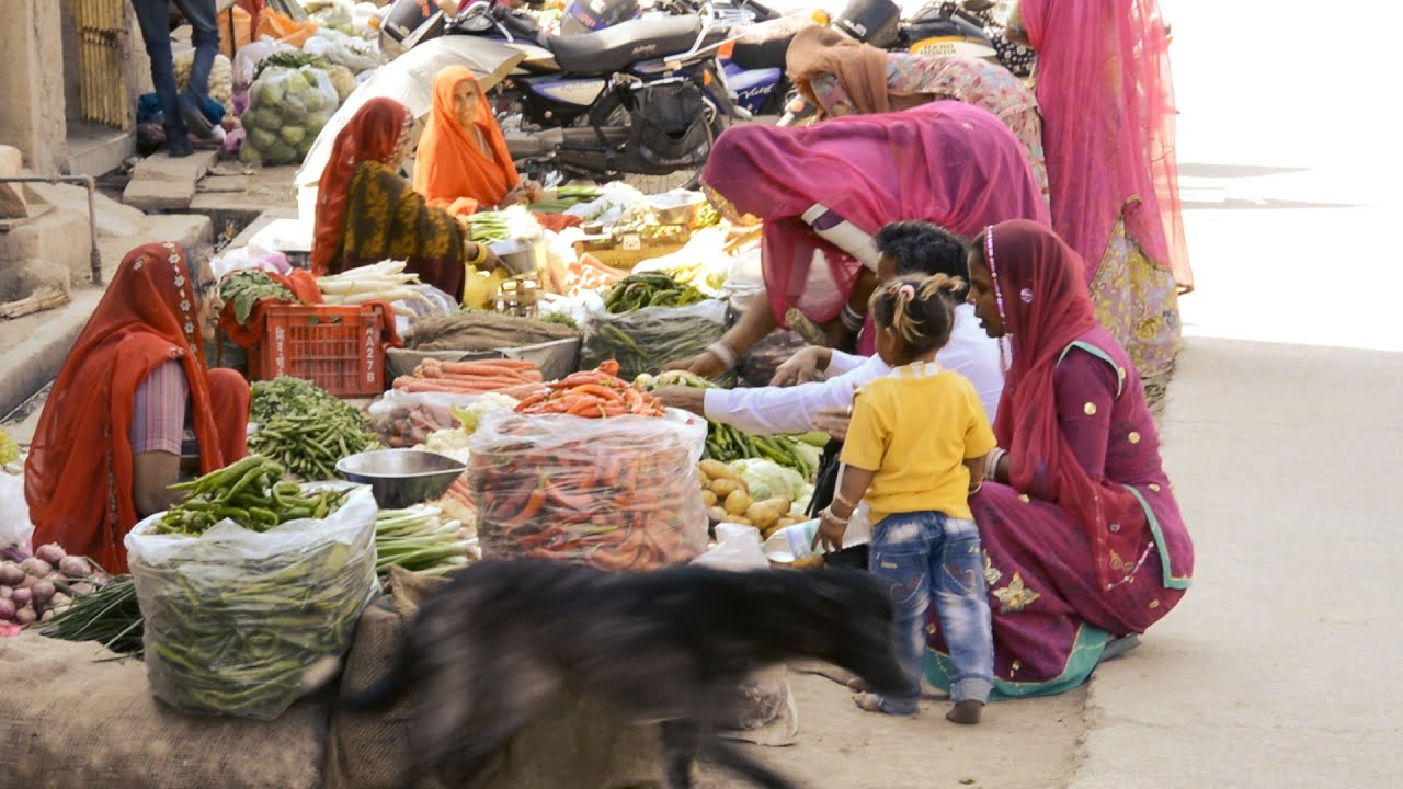 Indian Village Town market.Bhinmal Bus Stand.Woman Vegetable Vendor ...
