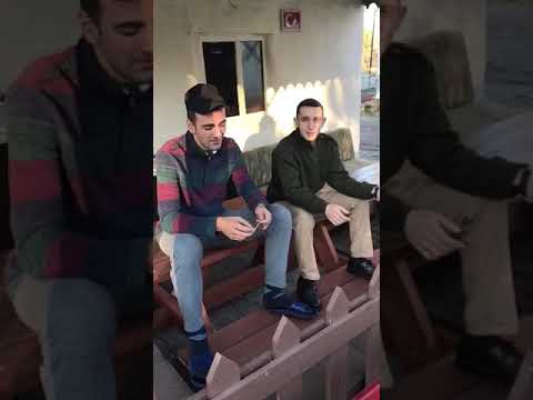 Demlenirken lamba altında