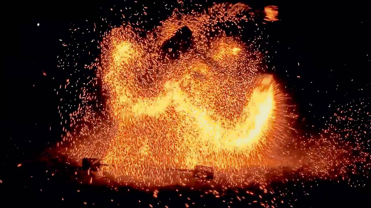FIRE ACTS IN DUBAI FIRE SHOW FLAMING SANDS OF ARABIA - YouTube