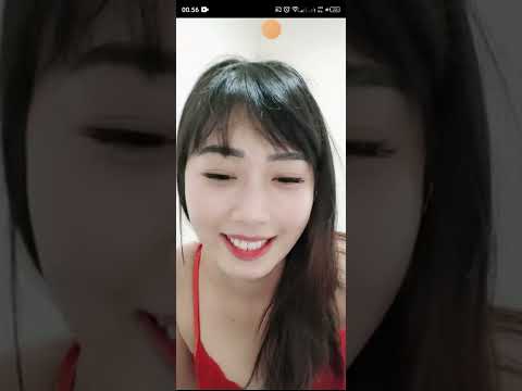 vania satin merah
