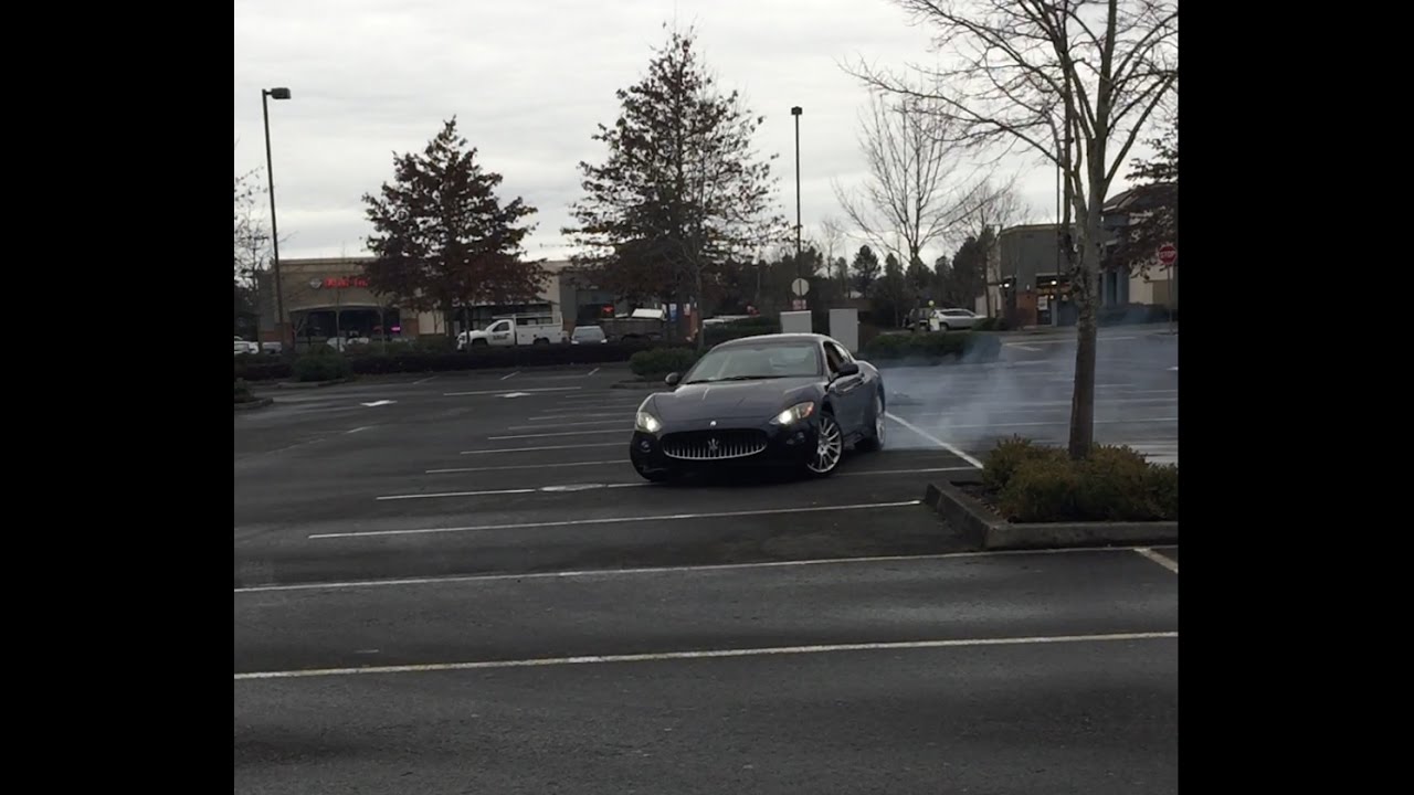maserati granturismo drifting - YouTube