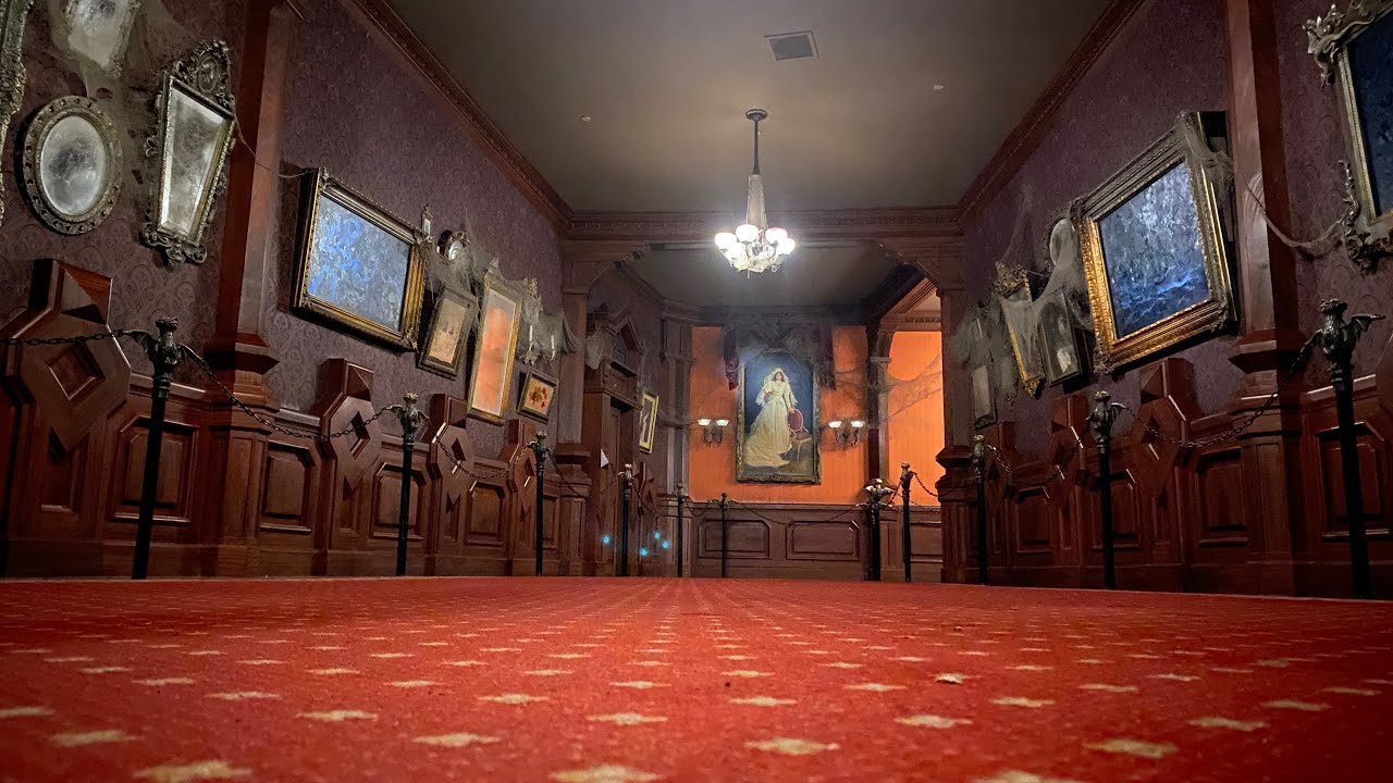 Phantom Manor on-ride Disneyland Paris 2023. :) - YouTube
