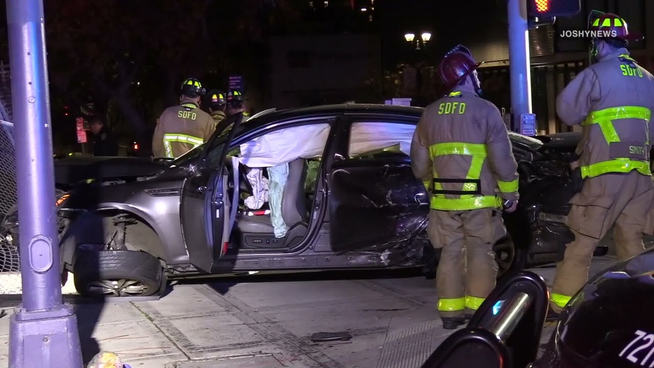 Vehicle into high-rise building and people trapped in car accident ...