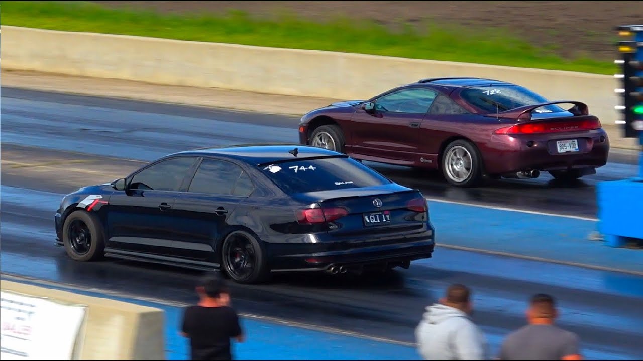 VW Jetta GLI vs Mitsubishi Eclipse Drag Racing at Great Lakes Dagaway ...