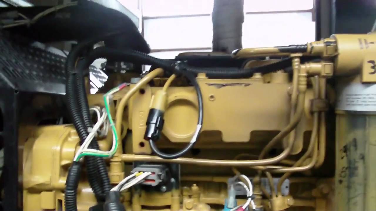 Caterpillar XQ60 Portable Diesel Generator - YouTube