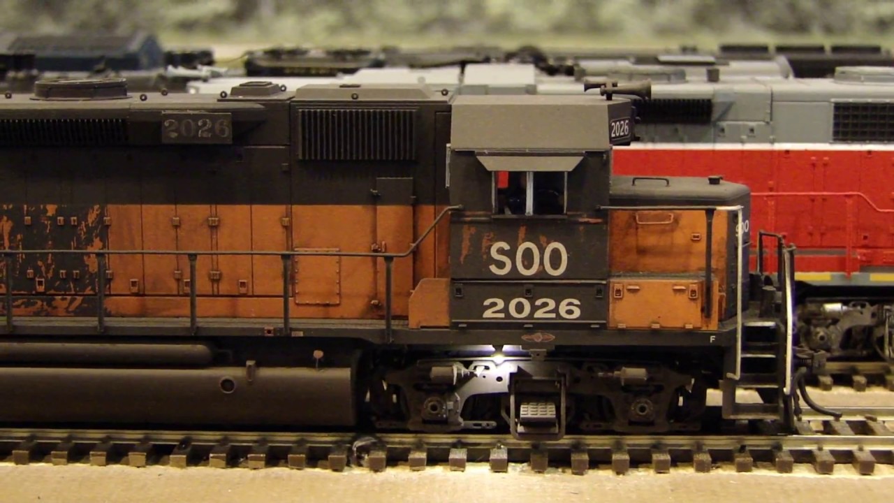 Custom SOO Line Bandit GP40 w/ Ground Lights - YouTube