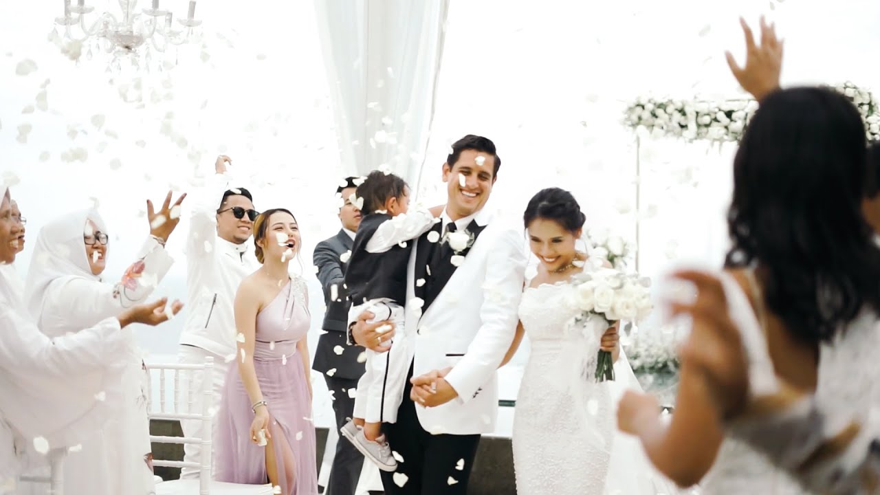 Wedding Cinematic Mega & Johnny Full Version - YouTube
