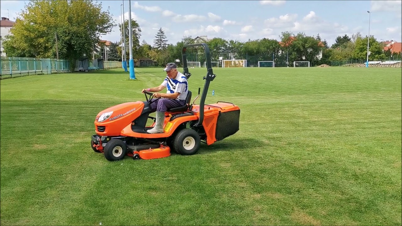 Kubota GR1600 - YouTube