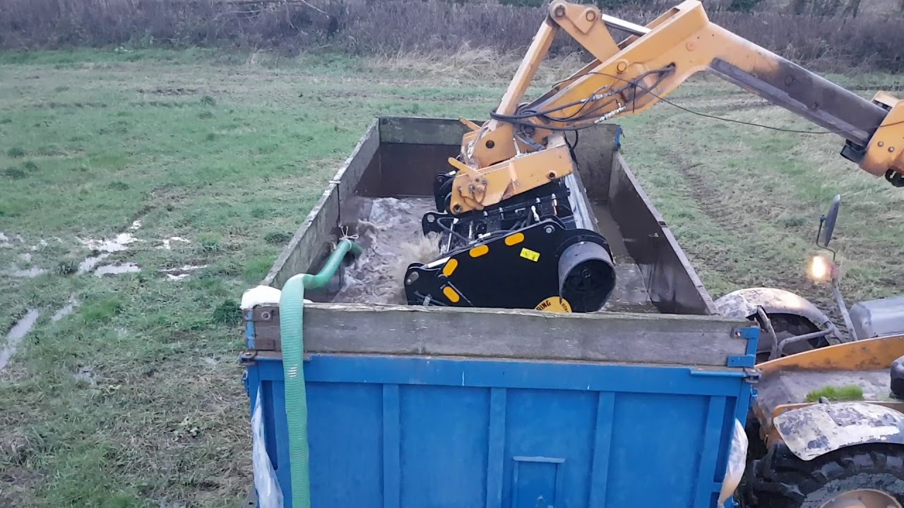 A&W ENGINEERING,Beet washer,chopper and meal fader. - YouTube