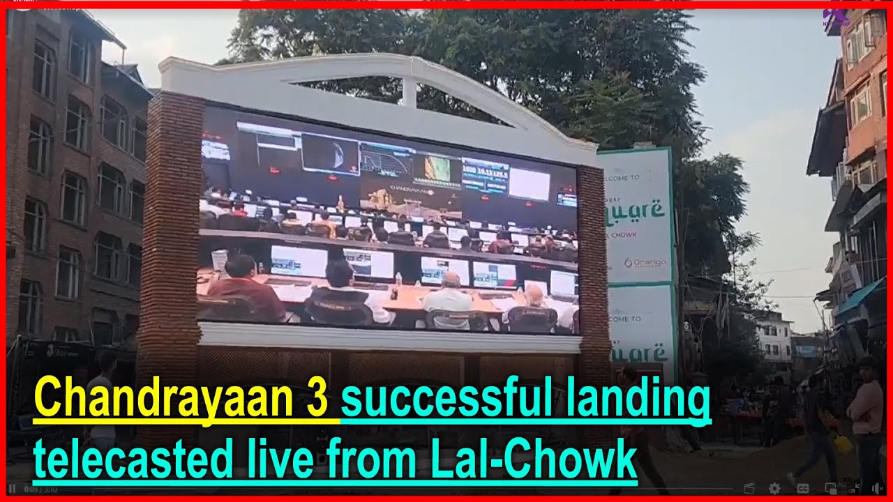 Chandrayaan 3 successful landing telecasted live from Lal-Chowk - YouTube