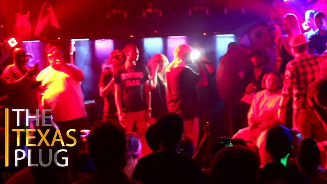 Mike Jones - Mr. Jones [LIVE PERFORMANCE] - YouTube