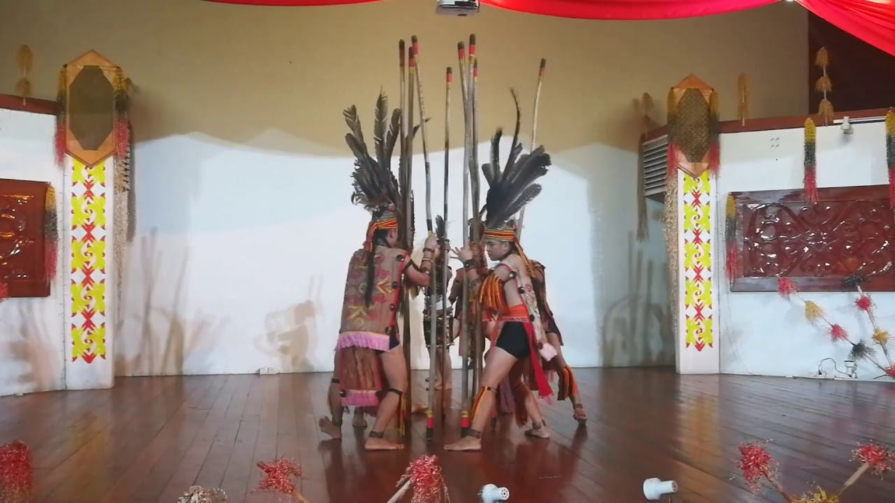 Murut Dance Performance at Murut Cultural Centre, Tenom 2017 - YouTube