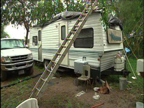 Veteran living in rundown RV after fire destroys home - YouTube