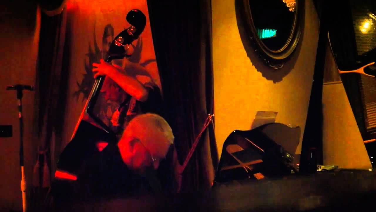 Gary Coon piano solo at Angels.mov - YouTube