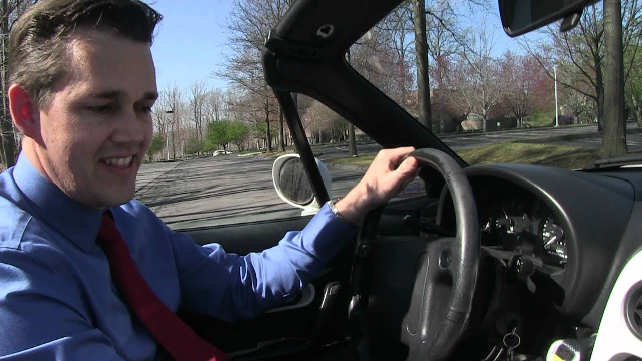 SoundRacer V8 in a Mazda Miata / MX5 - YouTube