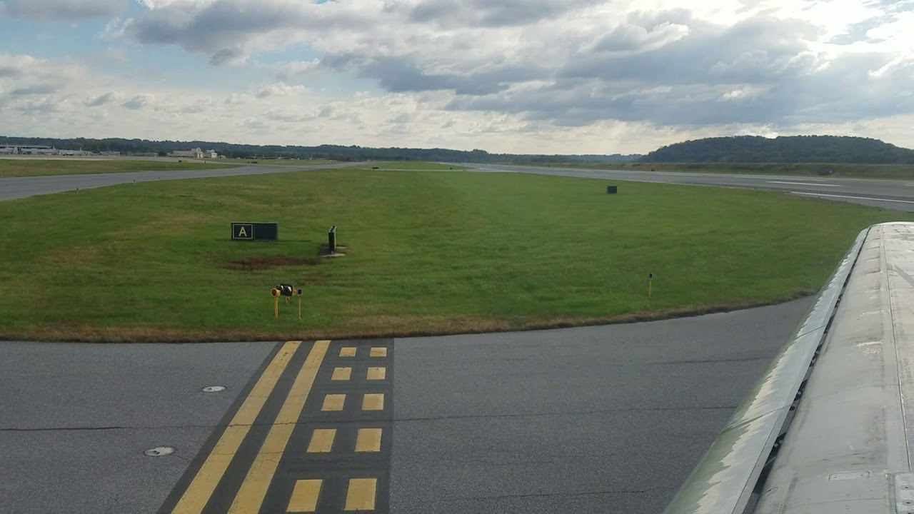 Landing at KMDT - YouTube