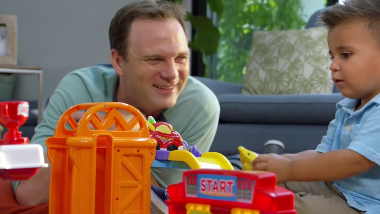 VTech® Go! Go! Smart Wheels® Ultimate RC Speedway™ Commercial 30 - YouTube