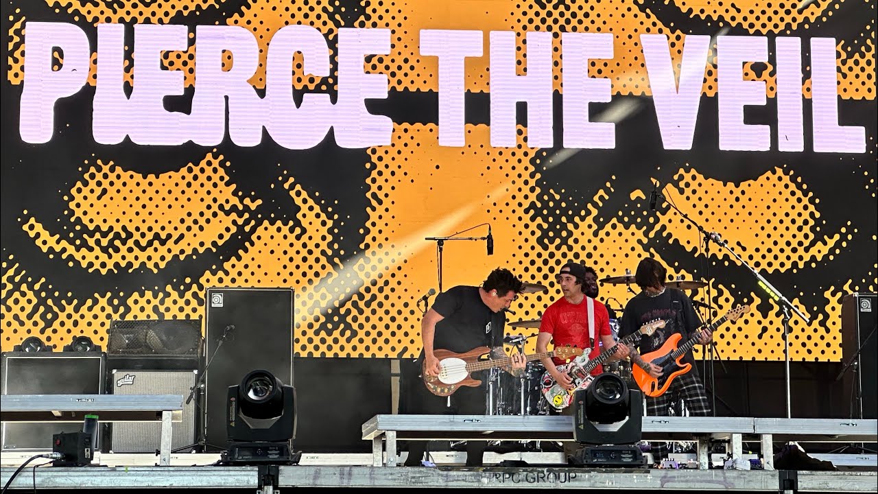 Pierce the Veil - Hell Above (Lollapalooza Chile 2024) - YouTube