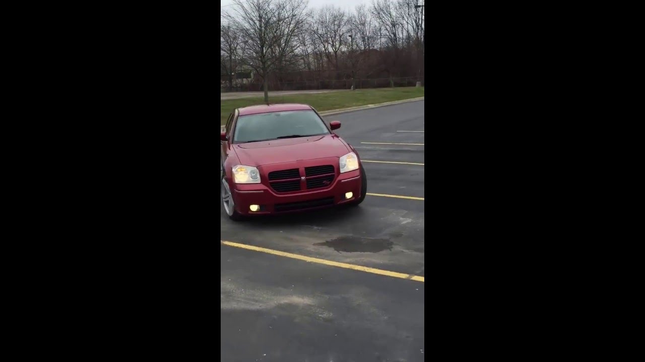 05 Dodge Magnum RT AWD - YouTube