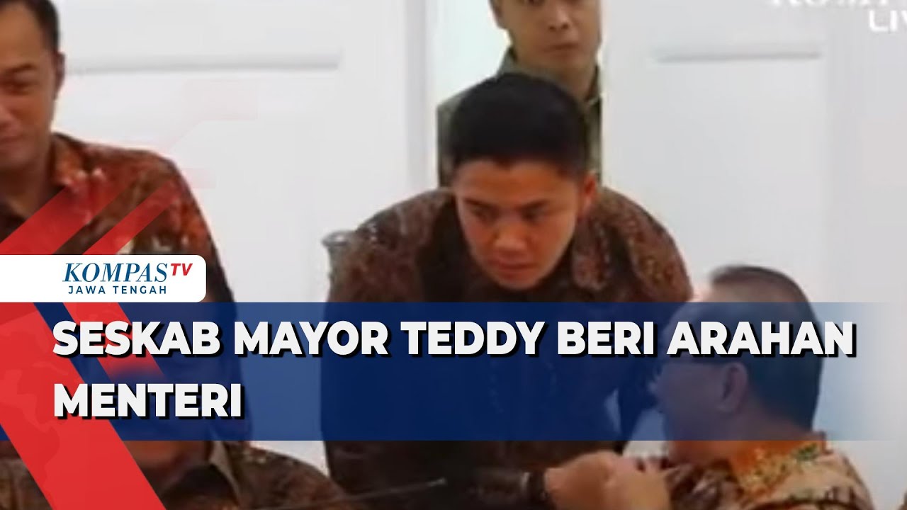 Seskab Mayor Teddy Beri Arahan Menteri - YouTube