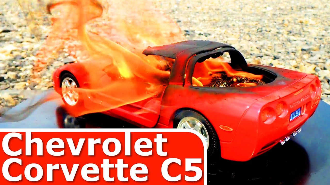 Burning my Chevrolet Corvette C5 - The Car is on FIRE - Just a Toy ...