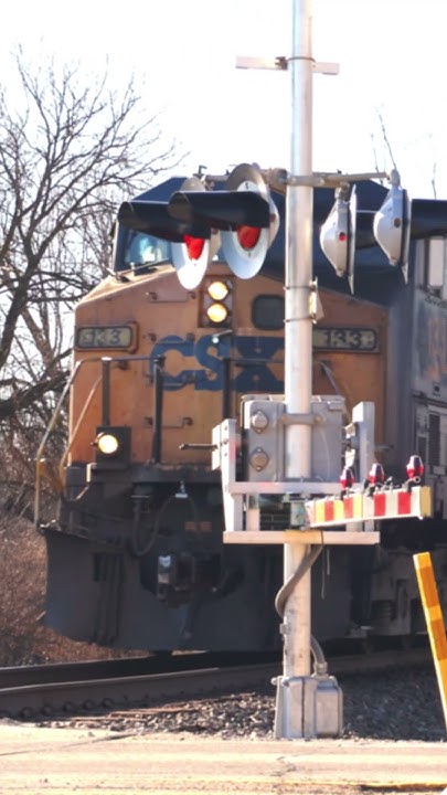 Why Is This CSX Train on a BNSF Line? Trackage Rights! - YouTube