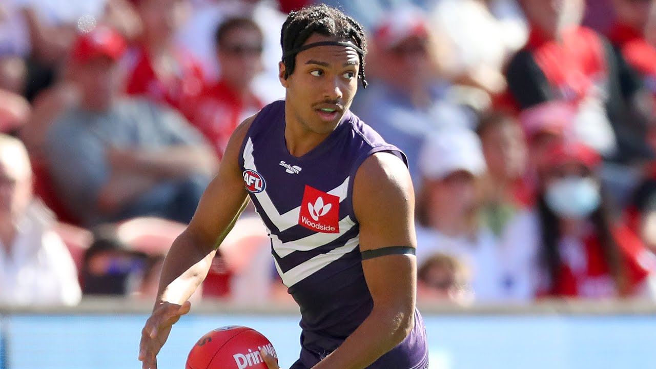 Brandon Walker highlights | Rd 19 v Sydney - YouTube