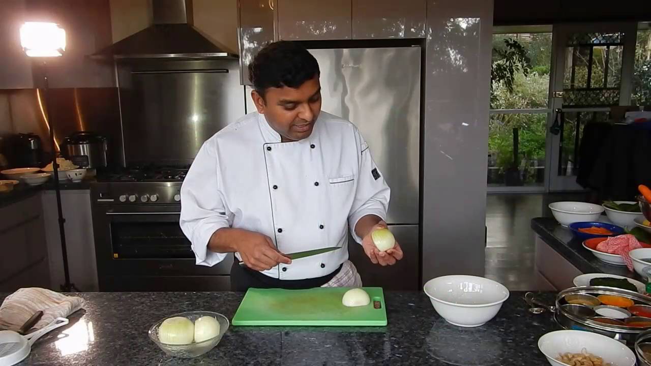 How to Dice an Onion - Brunoise - YouTube