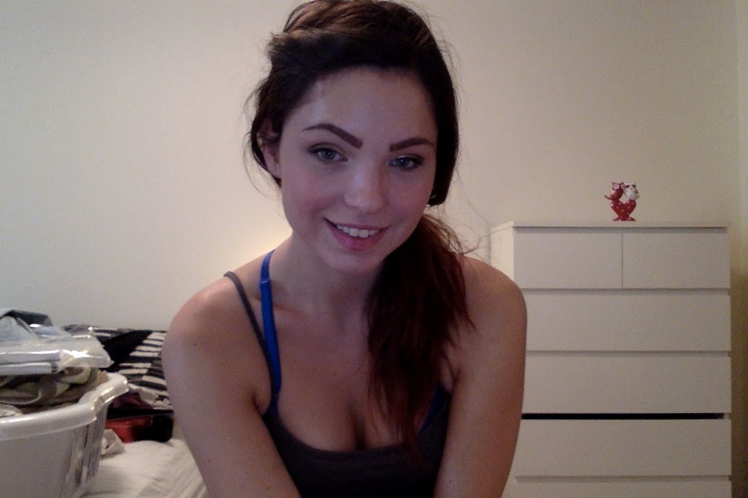 Urban Decay Naked Tutorial - YouTube