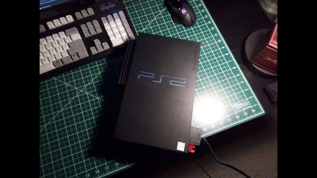 PlayStation 2 running Linux and a webserver. - YouTube