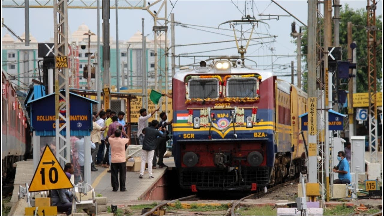 30 Glorious Years of Service | Chennai Central - Vijayawada Pinakini ...