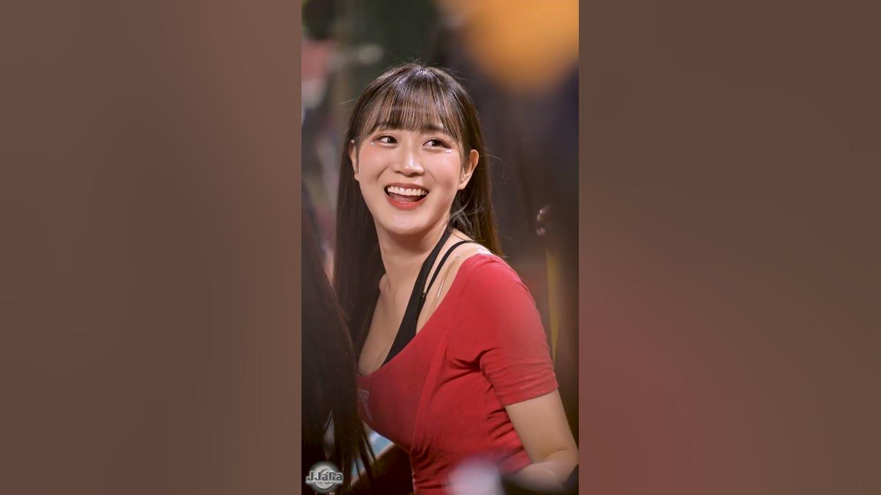 4K 230429 '6회말 응원' 변하율 치어리더 (Ha-Yul) 직캠 By.JJaGa - YouTube