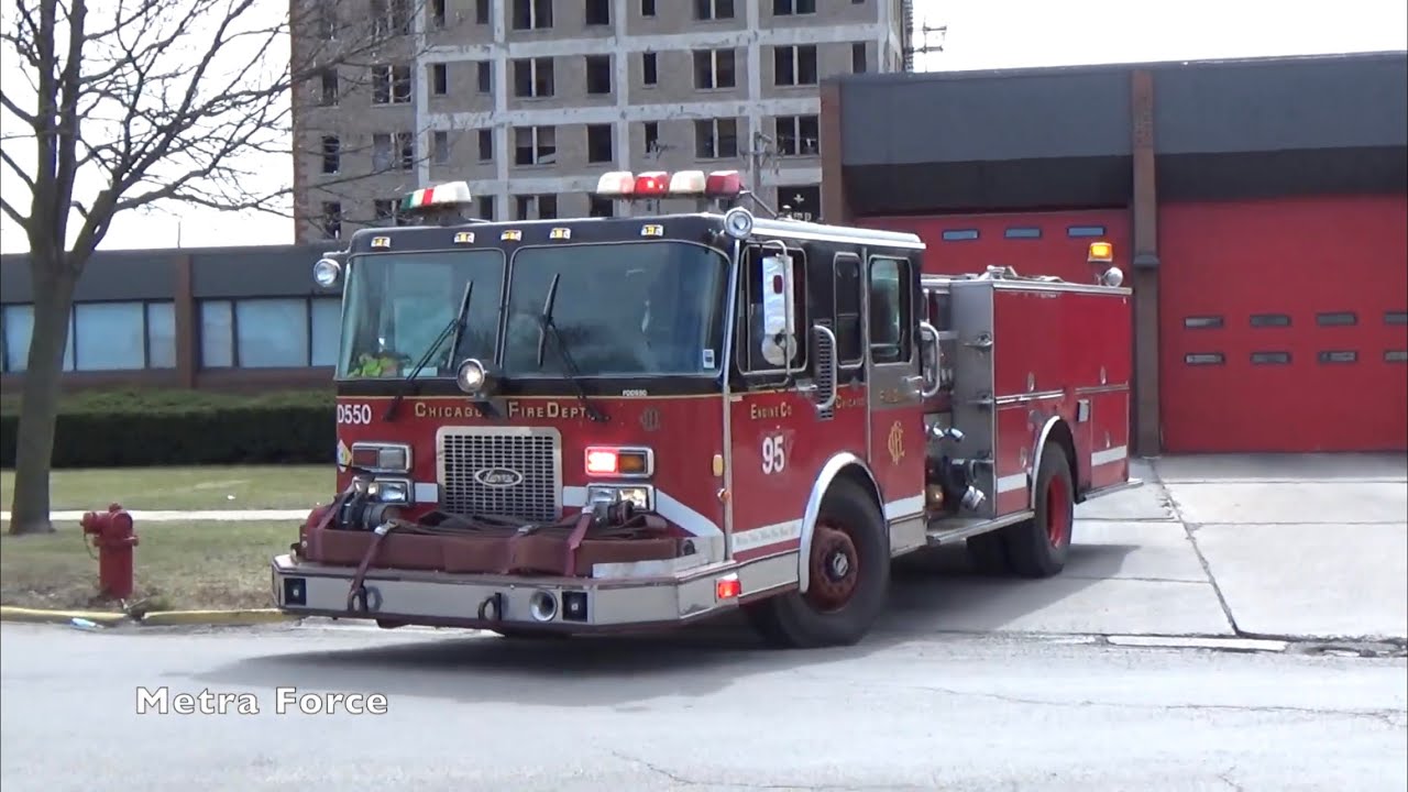 Chicago Fire Dept Engine 95 (Spare) Responding - YouTube