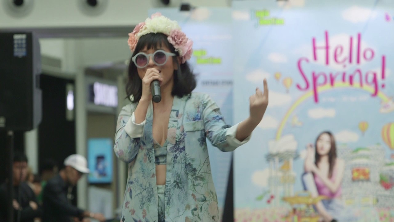 Bugis Junction x Bugis+ | Inch Chua | Spring Summer 2017 Fashion Show ...