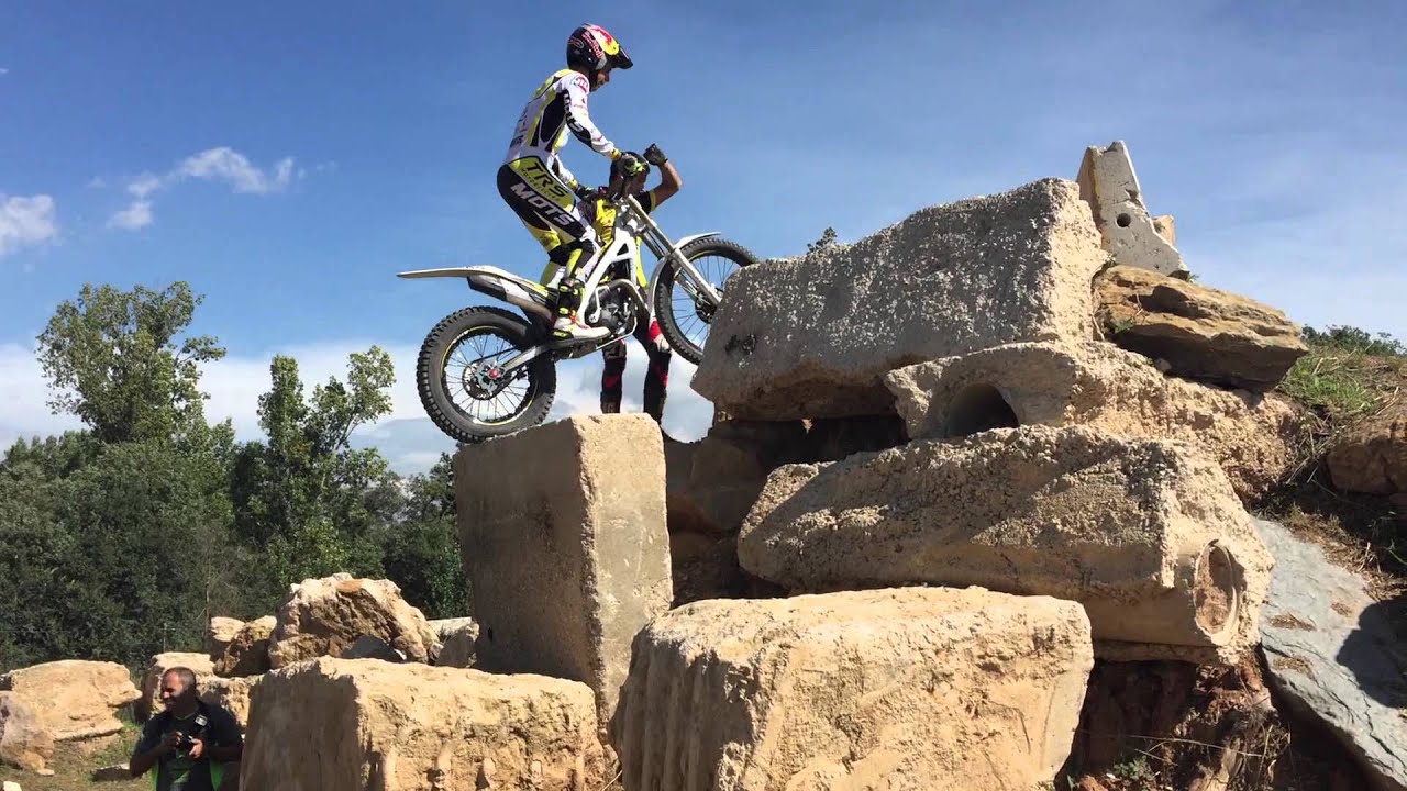 Adam Raga double step TRS One - YouTube