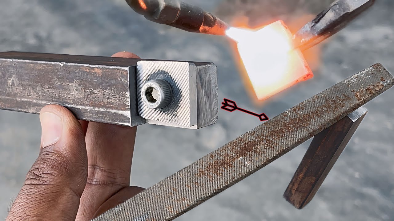 Old waste fail made a steel cutting tool like you've never seen before ...