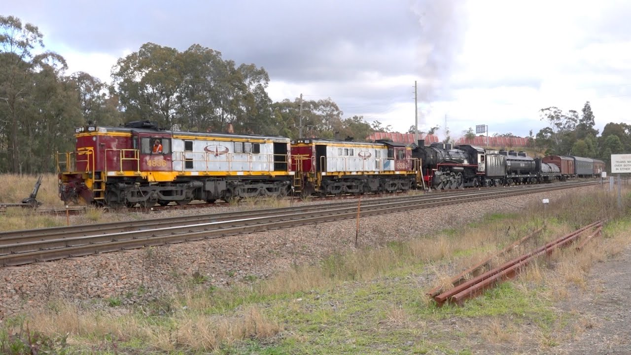 Steam Locomotive 5917 Returns Home - YouTube