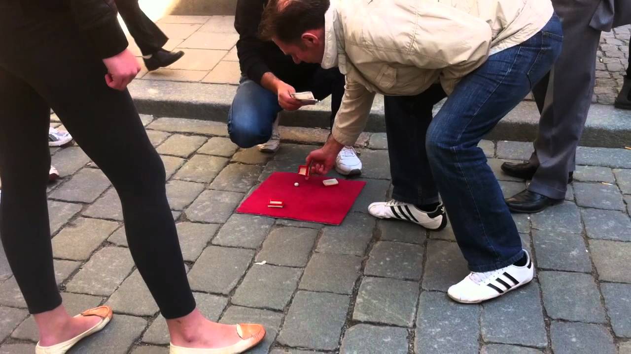 Shell Game Scam in Stockholm - YouTube