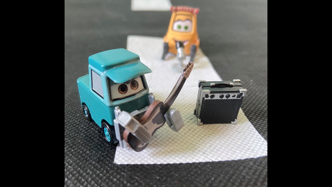 DISNEY PIXAR CARS 3 ROBERT JAMJONES - YouTube