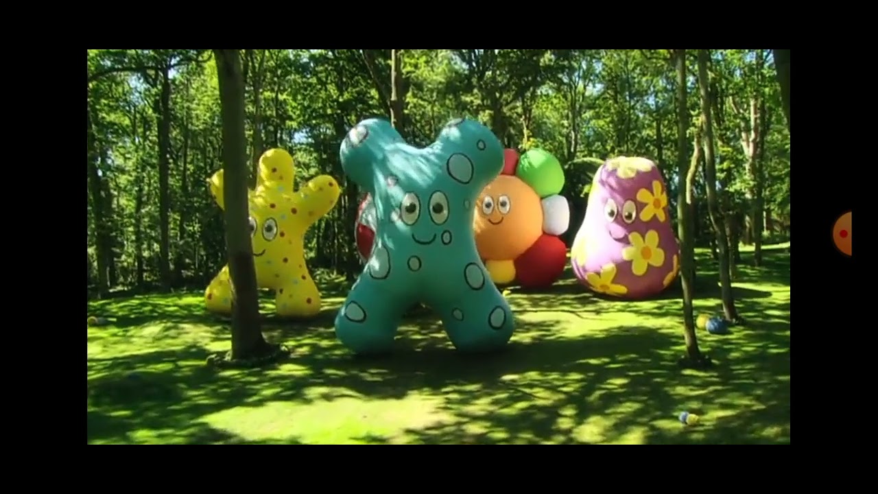 waving game haahoos #inthenightgarden - YouTube