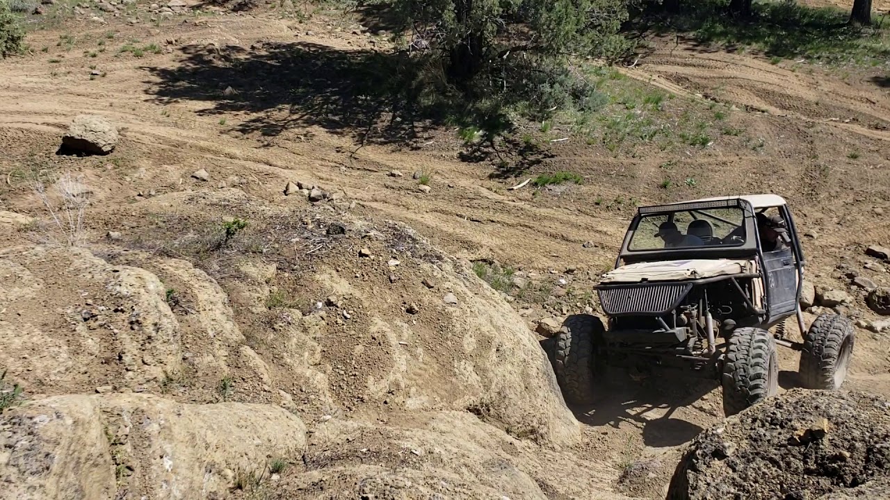 Samurai crawler - YouTube