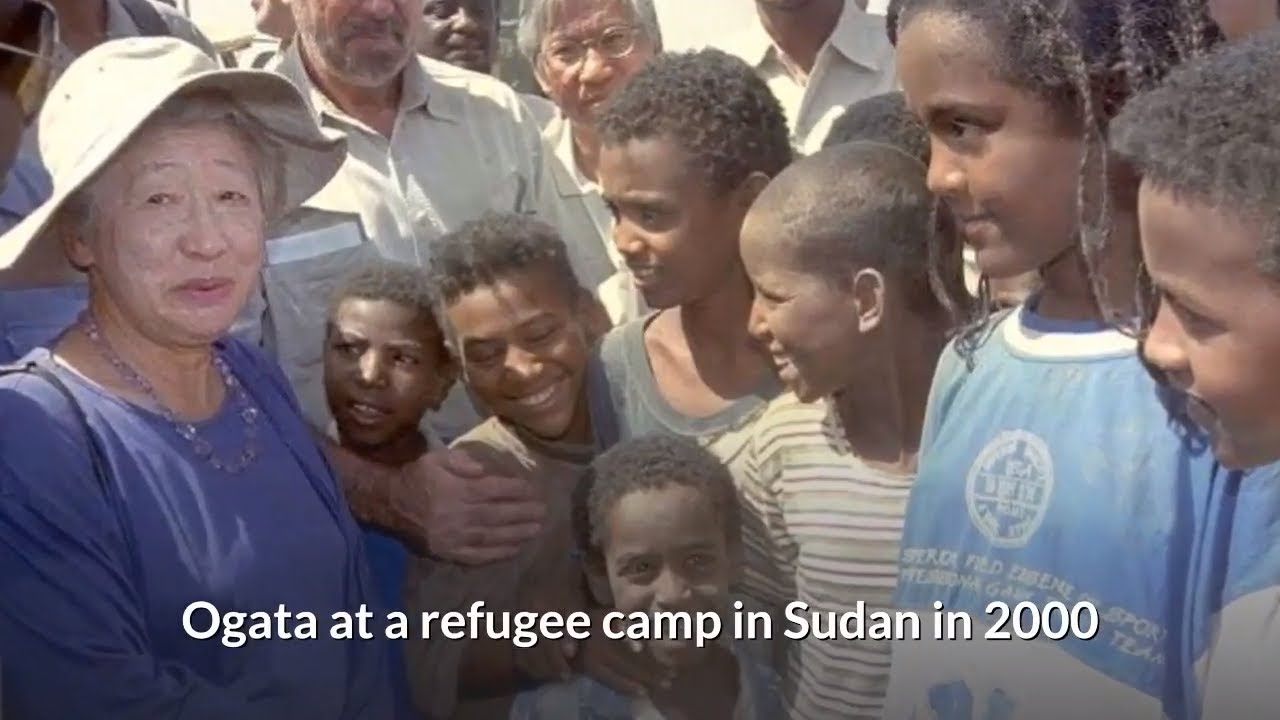 Sadako Ogata: First female UN refugee chief dies - YouTube