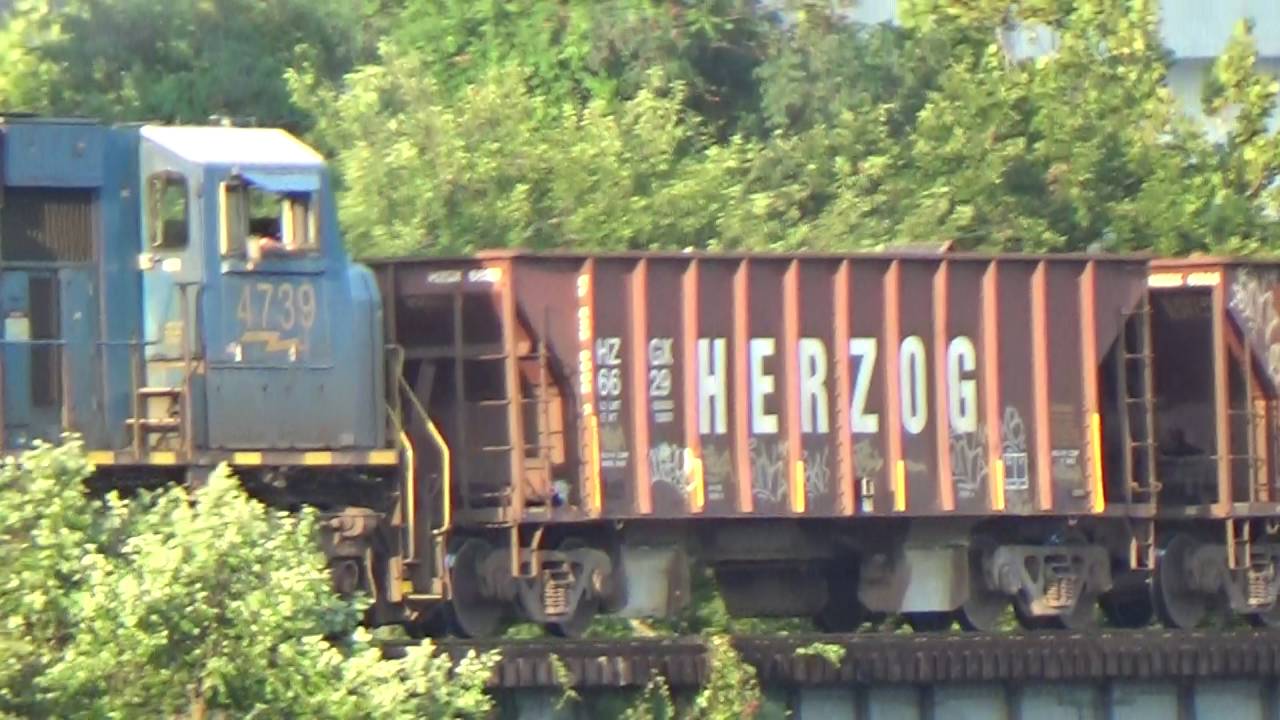 CSX ballast train in Richmond, VA with LHF SD70MAC - YouTube