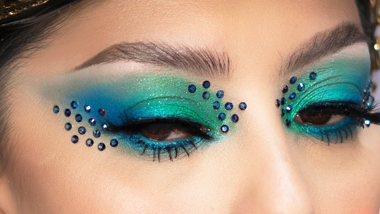 MAQUILLAJE PARA NAVIDAD PASO A PASO - YouTube