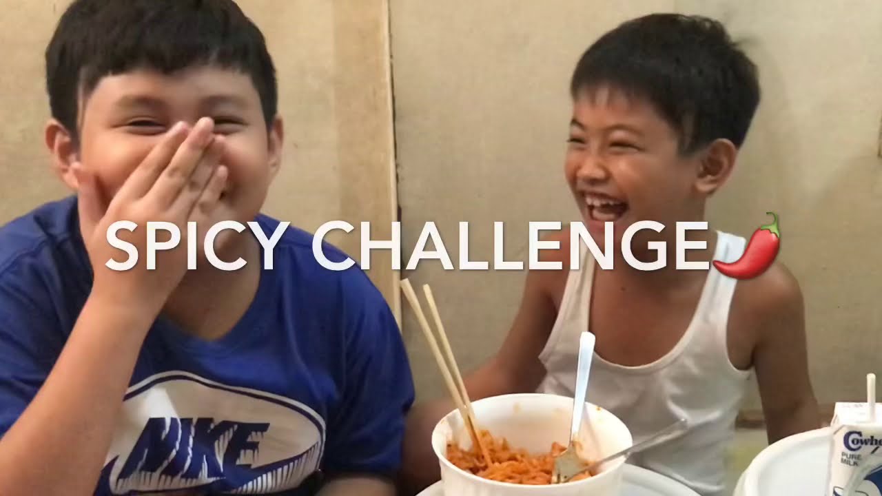 VLOGGER/SPICY CHALLENGE! #spicychallenge #fail - YouTube